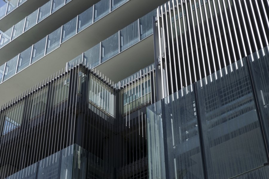 Rene Gonzalez's Little GLASS Condo Tower is Done - Gridics